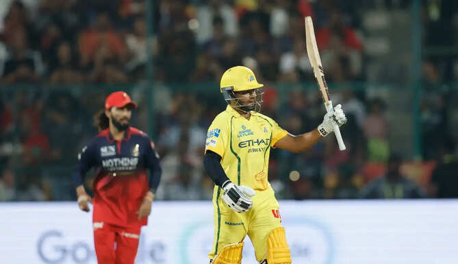 RCB Thump CSK by 43 Runs in IPL 2026 , Tim David Shines at Chinnaswamy