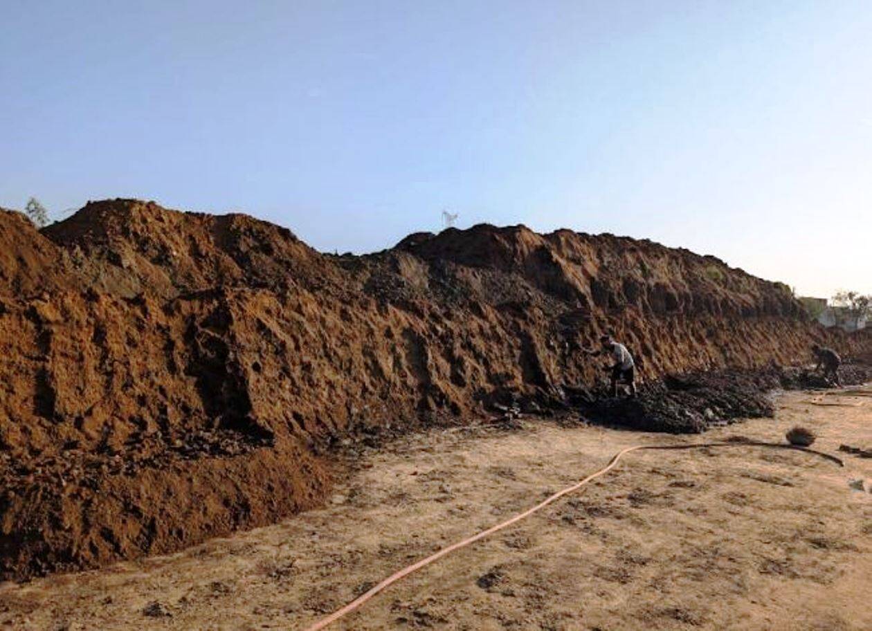 4,000 Metric Tons of Illegal Brick Earth Stock Seized