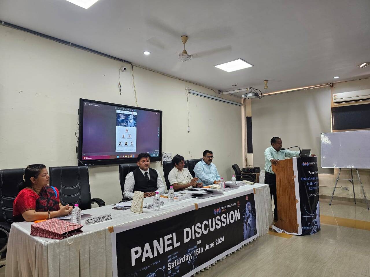 "Role of AI in Higher Education and Trade" panel discussion at the ...