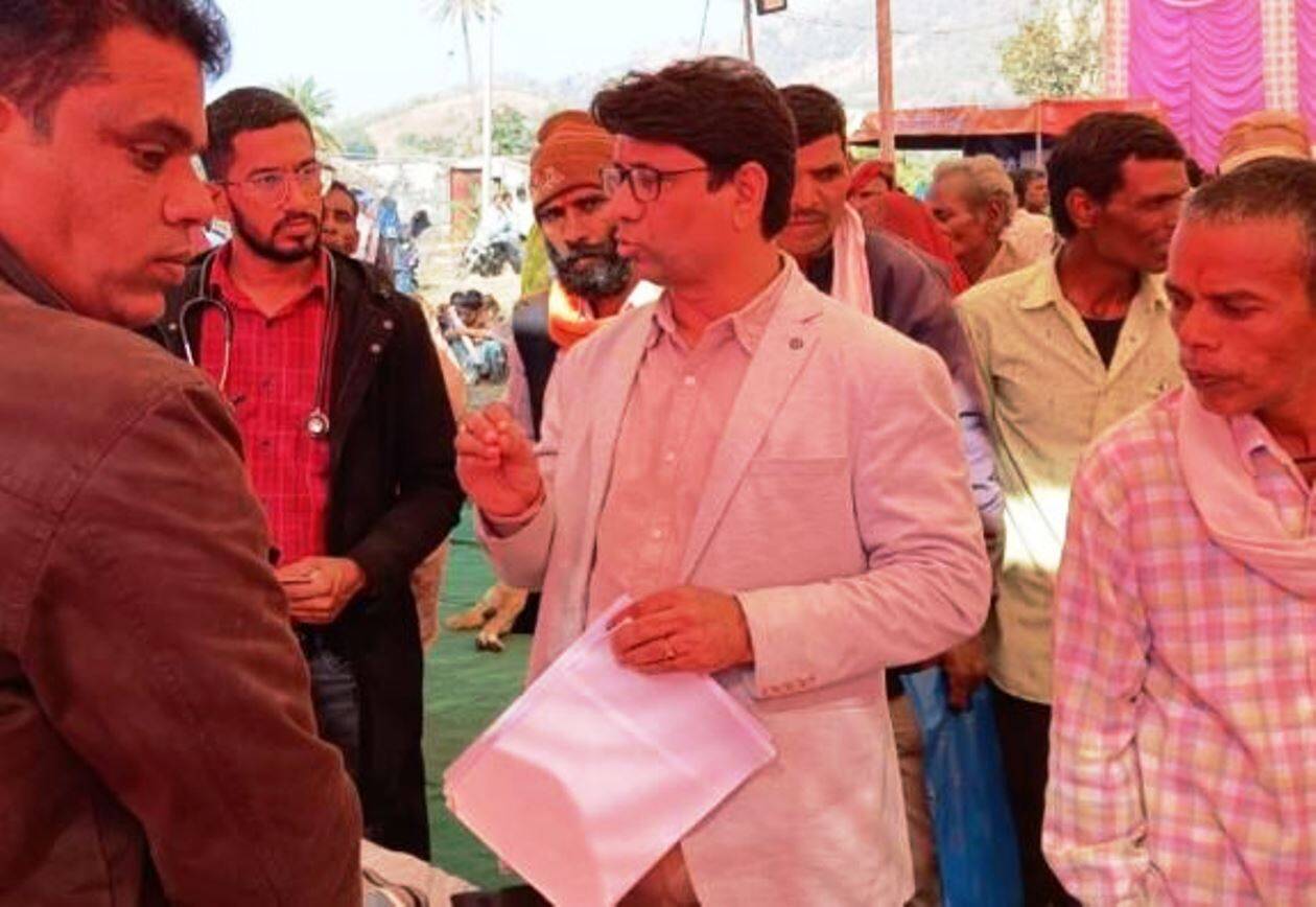 Viksit Bharat Sankalp Yatra camp in Sigri Gram Panchayat of Jhadol