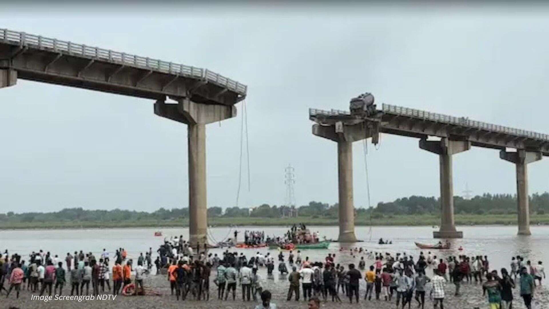 Vehicles Plunge into River After Bridge Breaks in Vadodara; 9 Dead