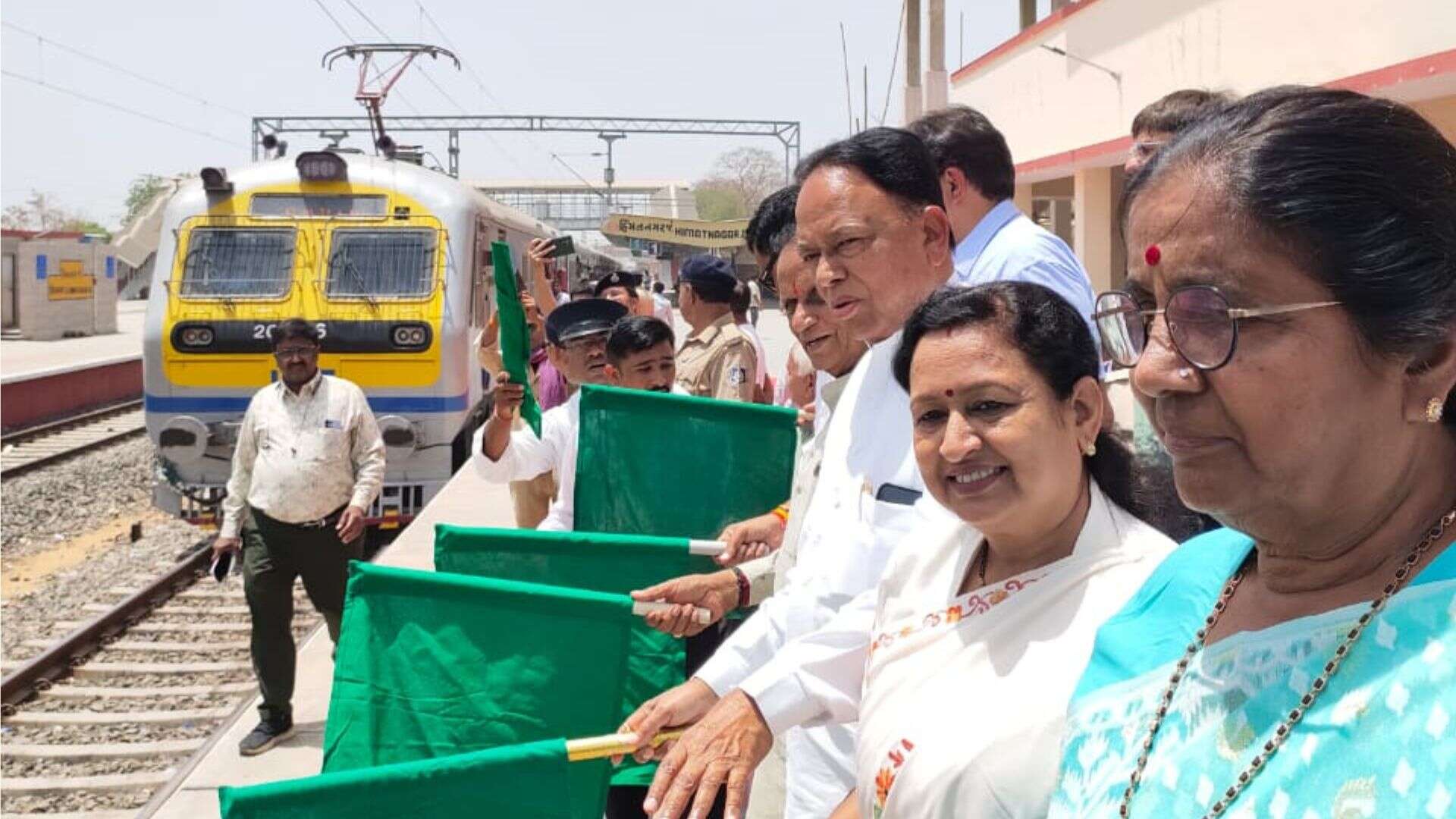 Asarwa-Chittorgarh DEMU Train Converts to MEMU Train