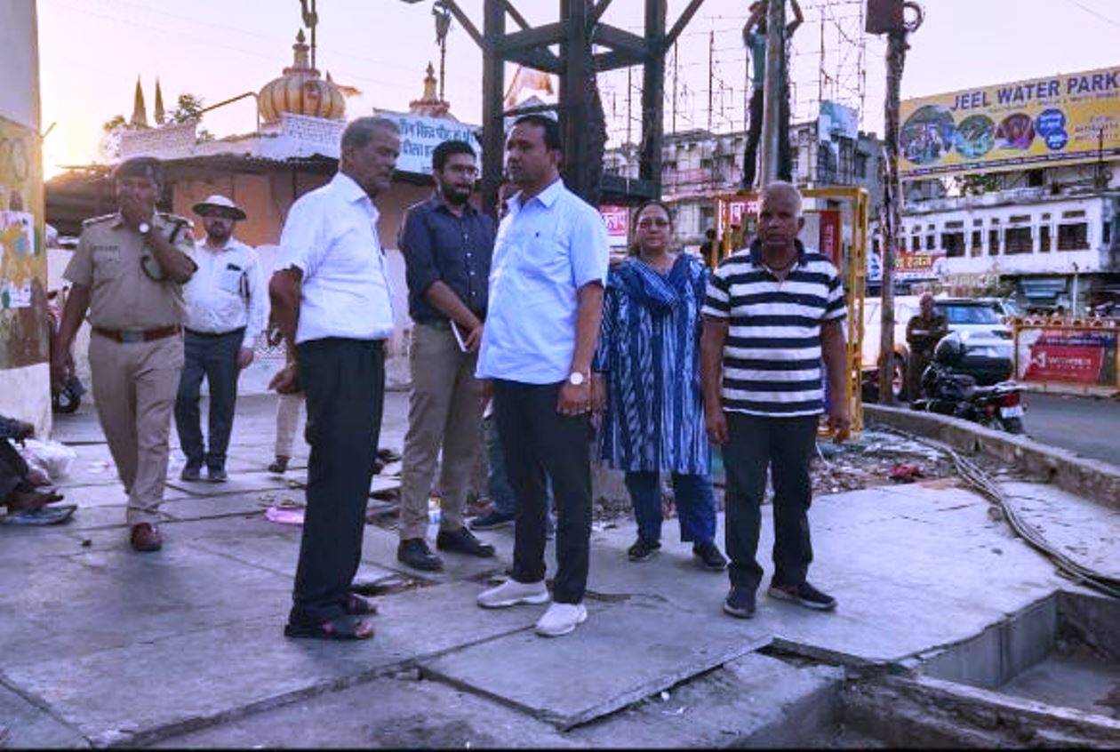 Dehligate Chouraha will be 10 feet wide