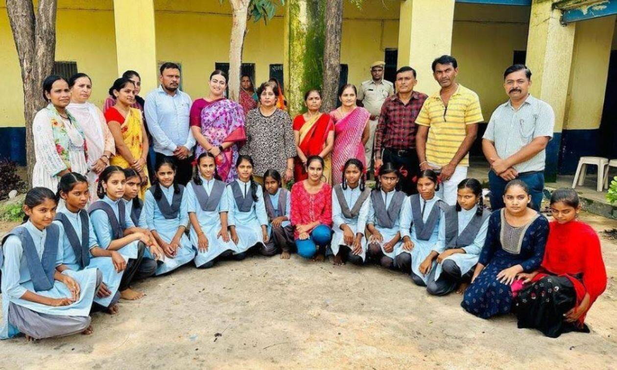 Dr Divyani Katara visited Chaurasi area